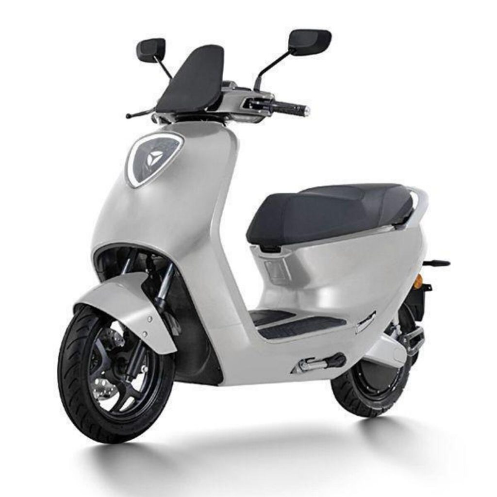 Yadea G5 - G5 PRO - G5 PRO DOUBLE BATTERY Motook ad Avellino